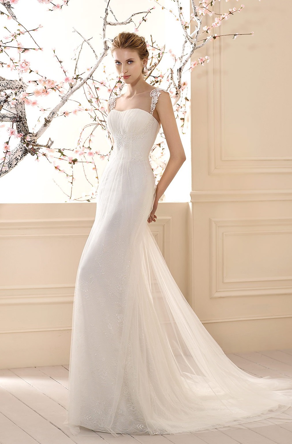 Vestidos De Novia Sencillos Para Una Boda En Primavera Verano