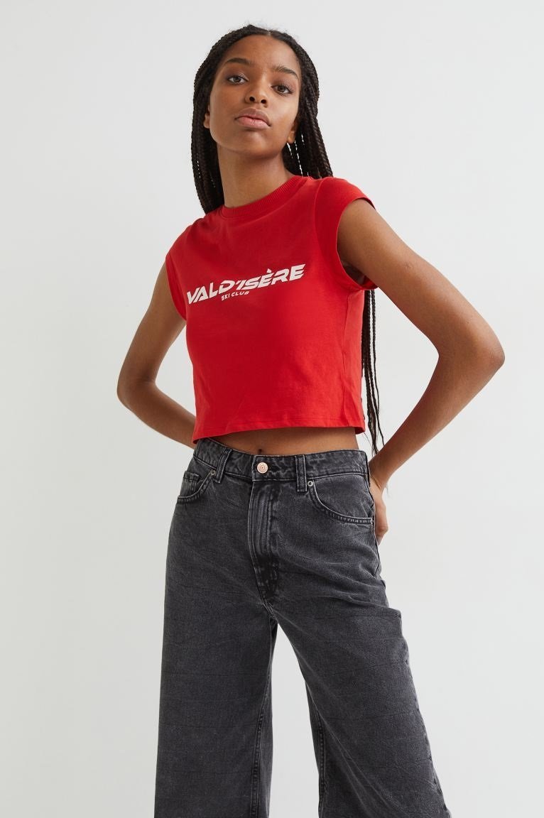 10 outfits para llevar la moda Y2K - Tendenzias.com